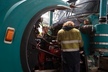 Diesel Engine Maintenance | Mine Site Industry Experienced Technicians